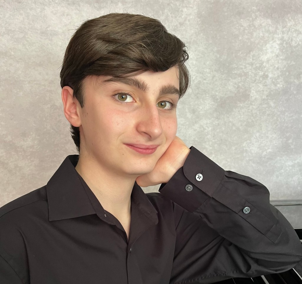 Dylan Danis Schenker - Charleston International Music Competition